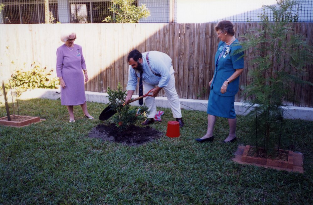 Commemorative tree planting, Isobel Lawes, Mayor Bob Abbot and Beryl ...